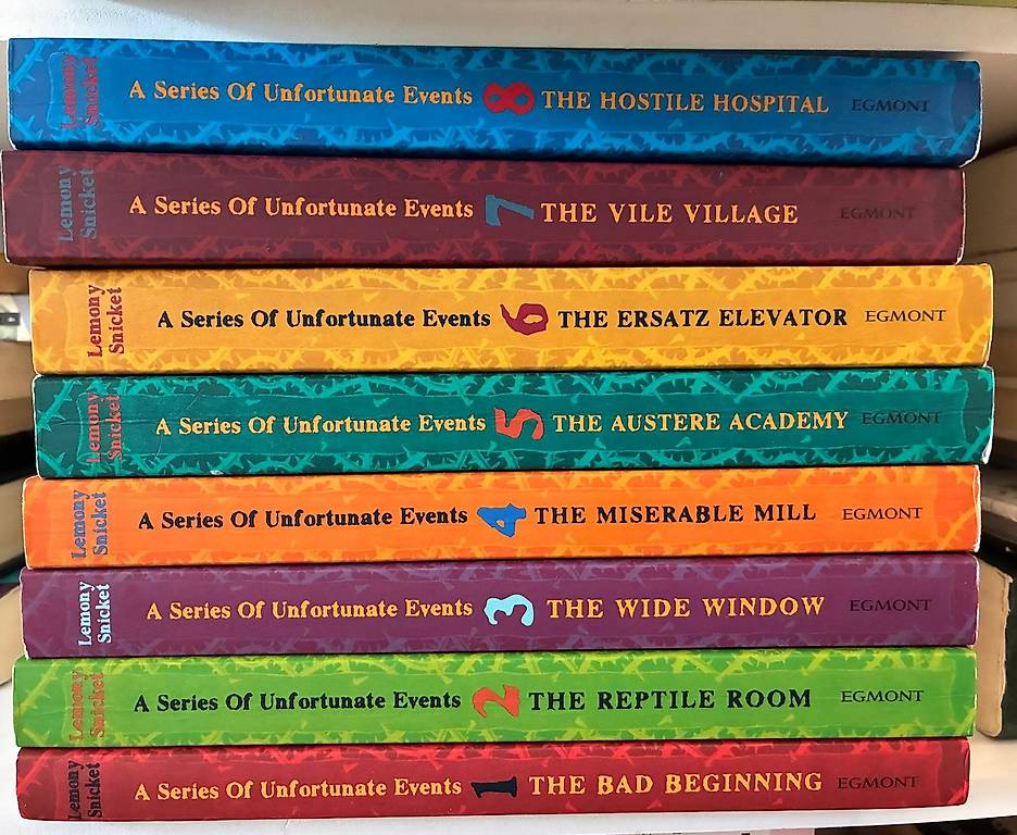 A Series of Unfortunate Events by Lemony Snicket (English) Canton ...