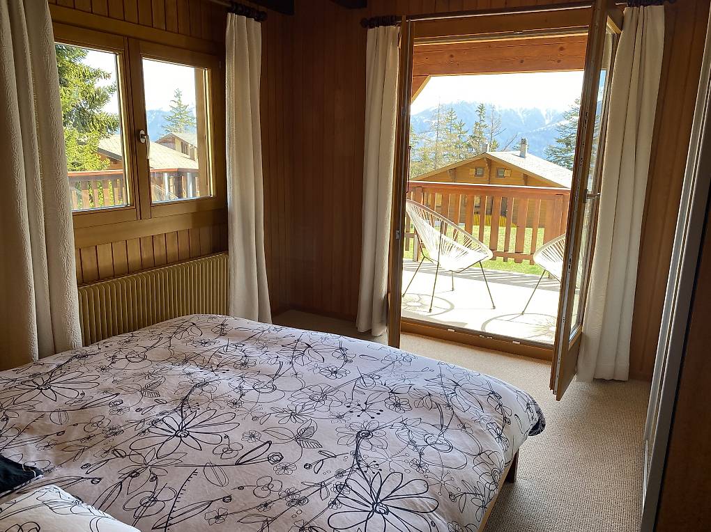 Appartement de vacances dans chalet individuel Canton Valais louer - anibis.ch