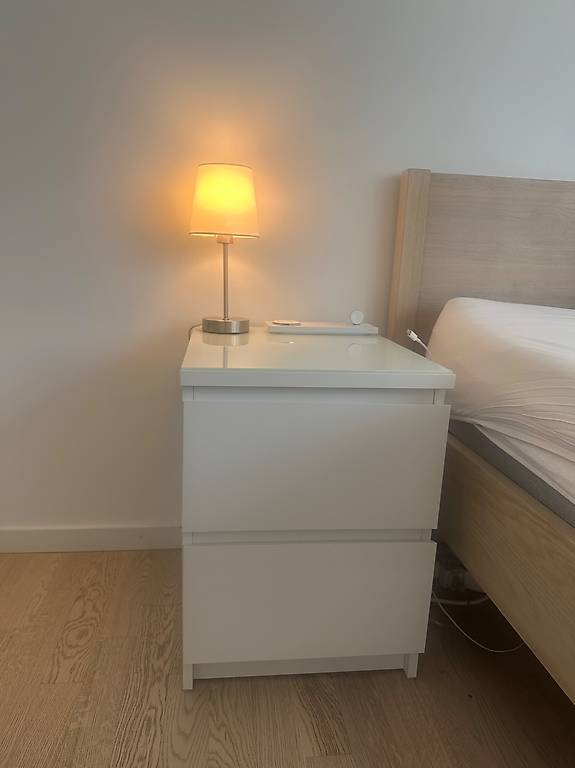 Table de nuit Canton Vaud - anibis.ch