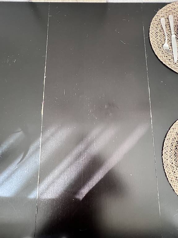 Table à manger extensible et 6 chaises Canton Vaud - anibis.ch