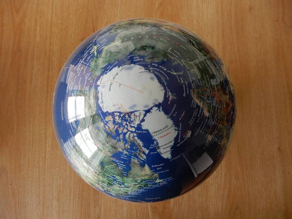 Globe terrestre Canton Vaud - anibis.ch