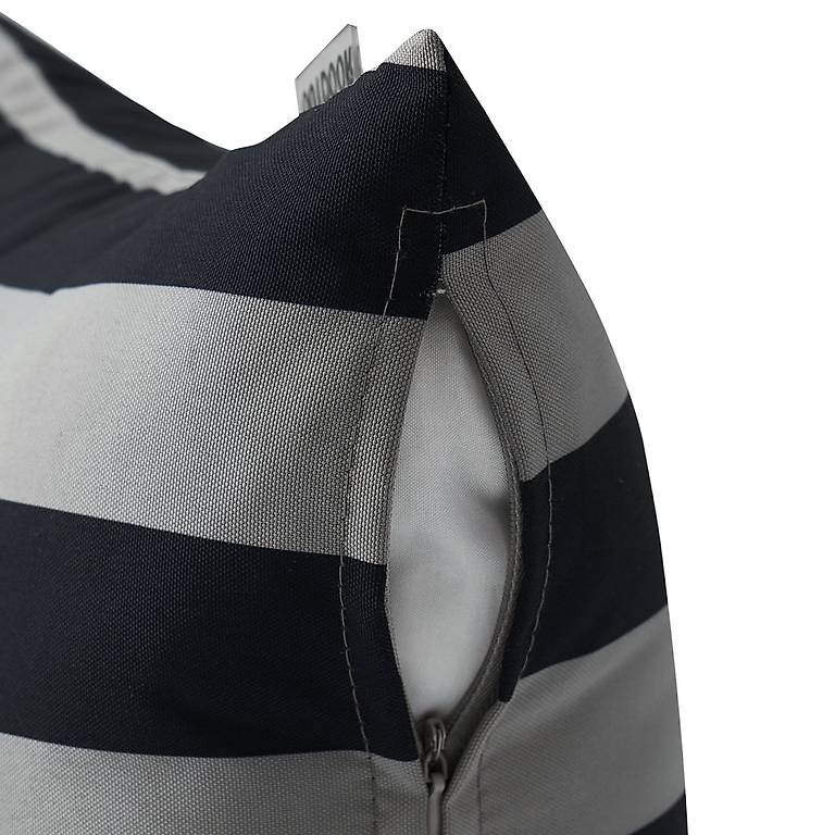 Coussin d'extérieur SILAS gris/noir (Livraison Gratuit) Canton Vaud - anibis.ch