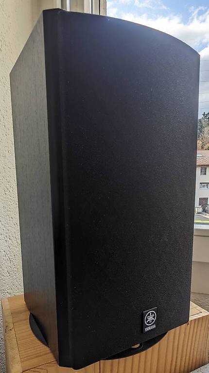 TOP Yamaha Home Cinema Lautsprecher NS-525 Serie Schwarz Canton Lucerne - anibis.ch