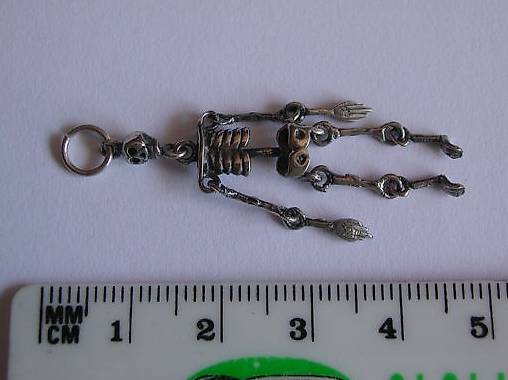 Pendentif Squelette articulé en Argent 925 Canton Vaud - anibis.ch