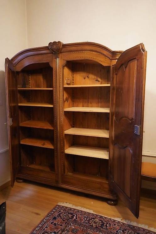superbe et rare Armoire fribourgeoise de mariage d'époque im Kanton Jura - anibis.ch