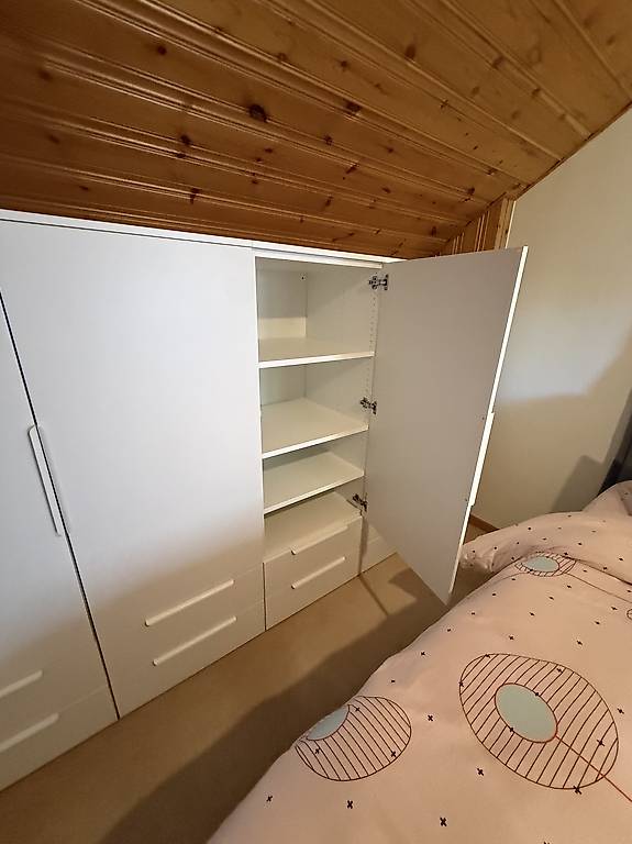 Dressing Plasta Système IKEA en très bon état Canton Fribourg - anibis.ch