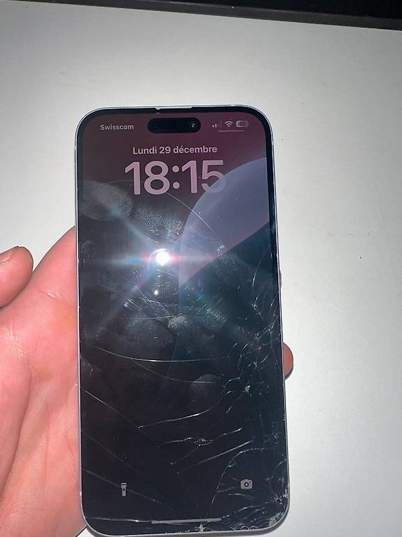 Iphone 15 plus 128 Go Canton Genève - anibis.ch