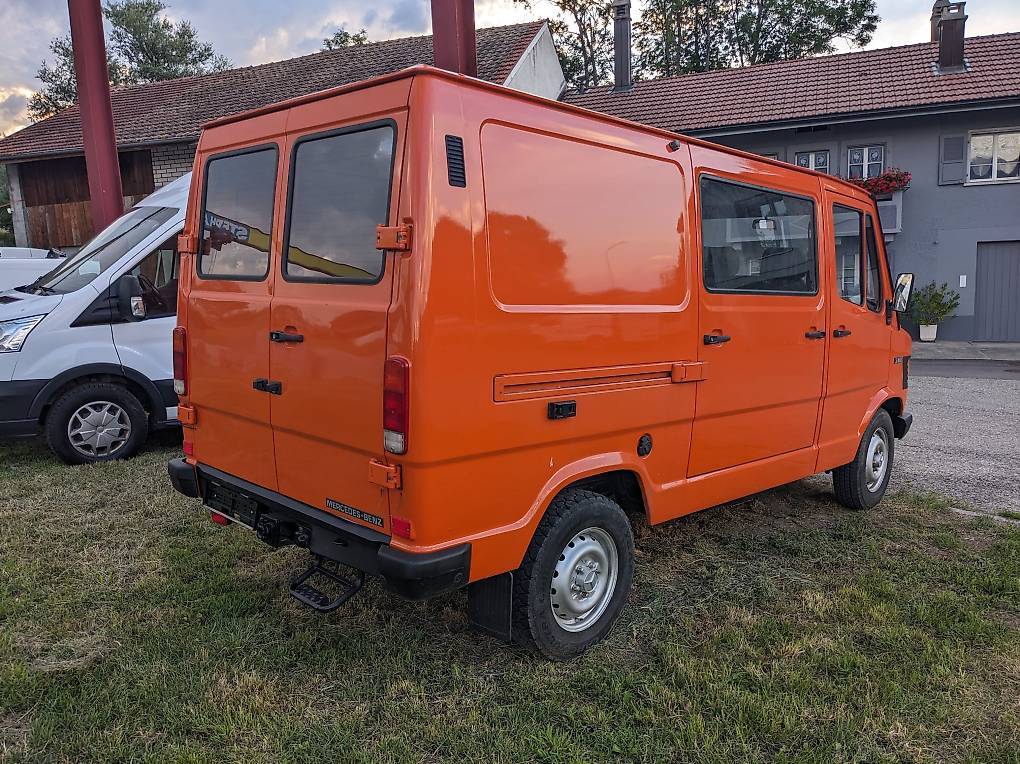 Mercedes 310 (idéal pour projet van aménagé) Canton Fribourg - anibis.ch