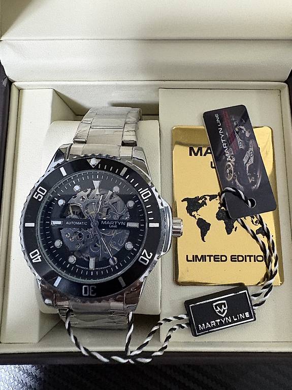 Montre Martyn Line édition limitée Canton Valais - anibis.ch