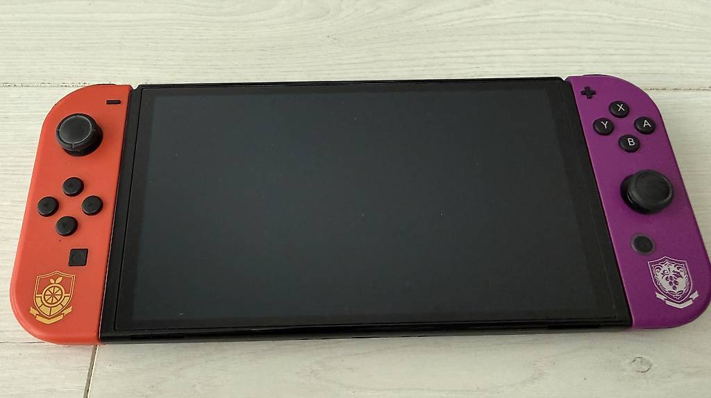 Nintendo Switch OLED édition Pokémon Canton Vaud - anibis.ch