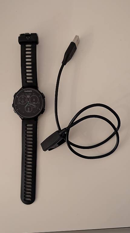 Garmin forerunner 735xt Canton Neuchâtel - anibis.ch