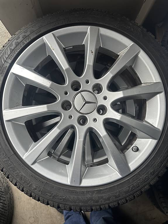 Mercedes roues hiver Canton Neuchâtel - anibis.ch