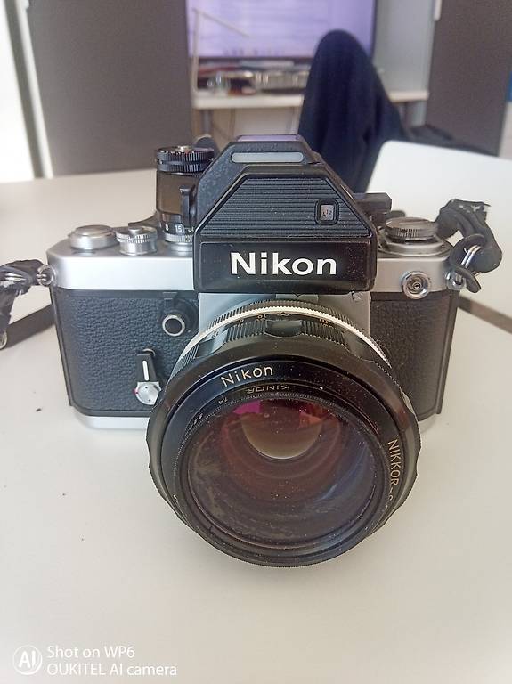 NIKON F2 AVEC 55M 1,2 ET 135MM-3,5 Canton Vaud - anibis.ch