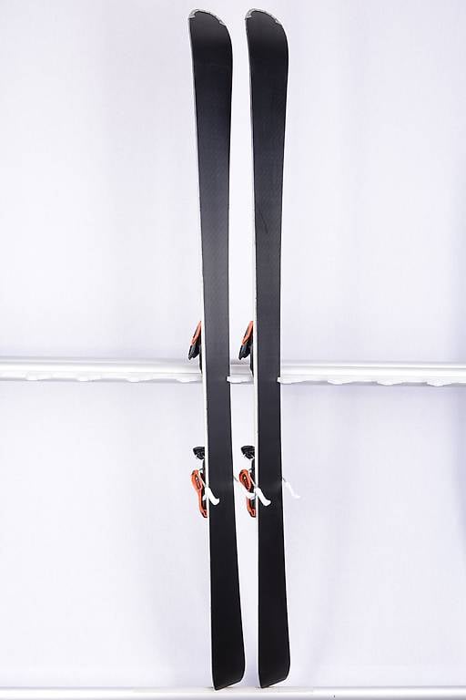156 174 cm skis DYNAMIC VR, black woodcore + Atomic L10. Canton Berne ...