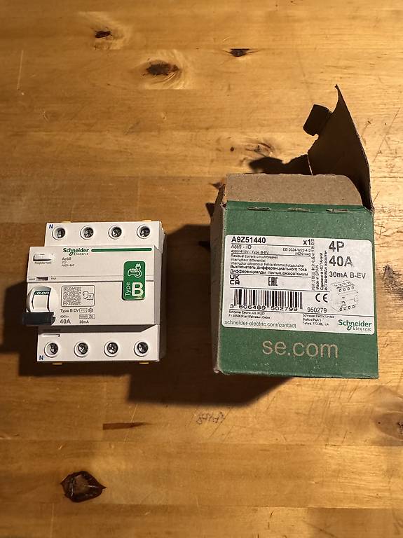 Interrupteur différentiel Schneider Acti9 Type B-EV 40A 30mA Canton ...