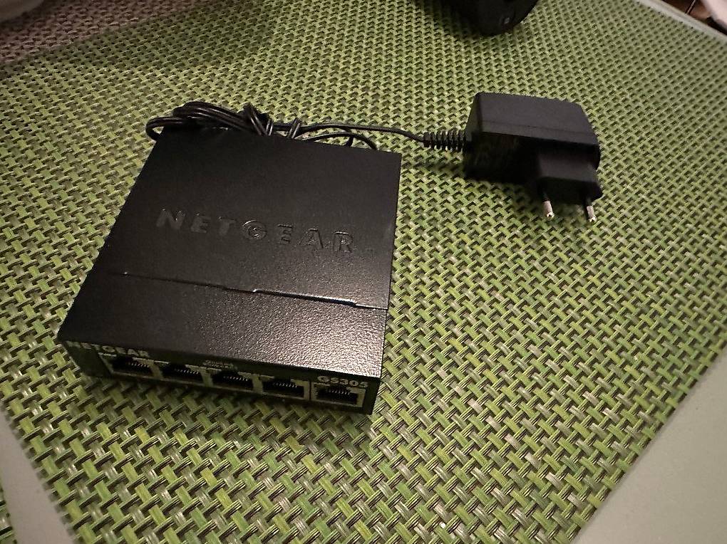 TP-Link TL-SG105 Switch 5-Port Gigabit lüfterlos im Kanton Schwyz ...