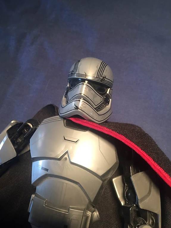 Lego Star Wars Capitaine Phasma (réf 75118) Canton Vaud - anibis.ch