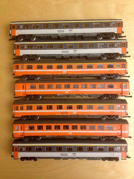 Lot 7 wagons ROCO Eurofima France Canton Valais - anibis.ch