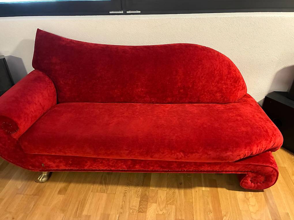Canapé méridienne Bretz modèle Gaudi velours rouge Canton Vaud - anibis.ch