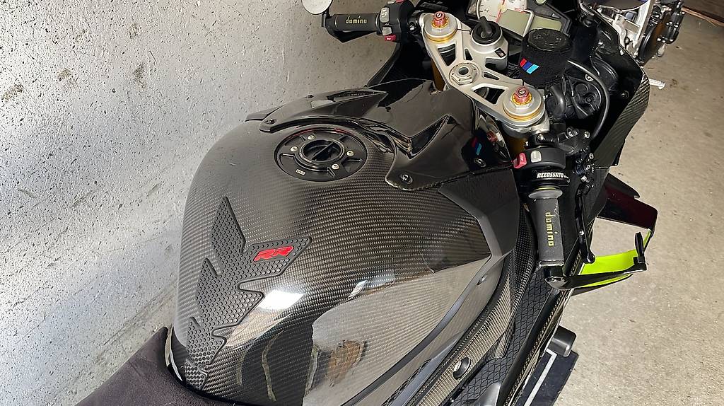 BMW S1000RR de 2013 full carbone (vrai carbone !) Canton Neuchâtel ...