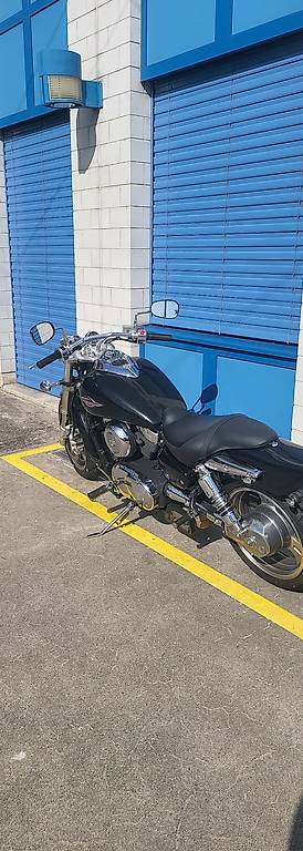 A vendre moto suzuki maraudeurp. Juillet 2025 im Kanton Wallis - anibis.ch