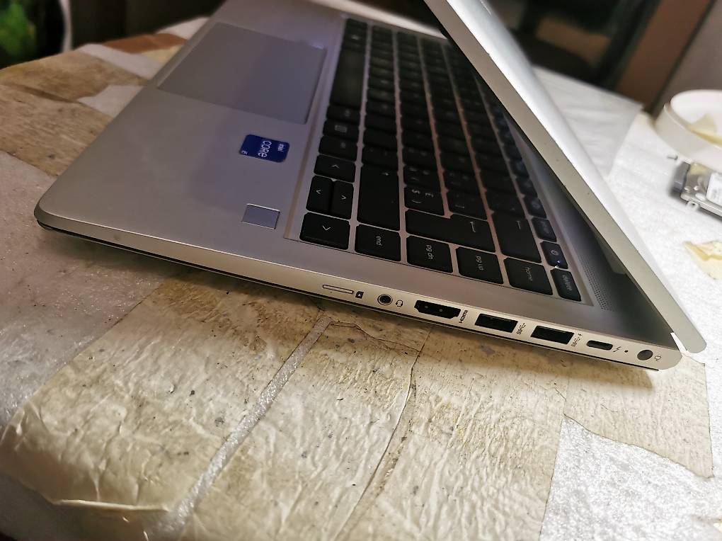 HP Probook 640 G8 i5-1135G7 @ 2.40GHz 16Go SSD 512Go Win 11 Canton Vaud ...