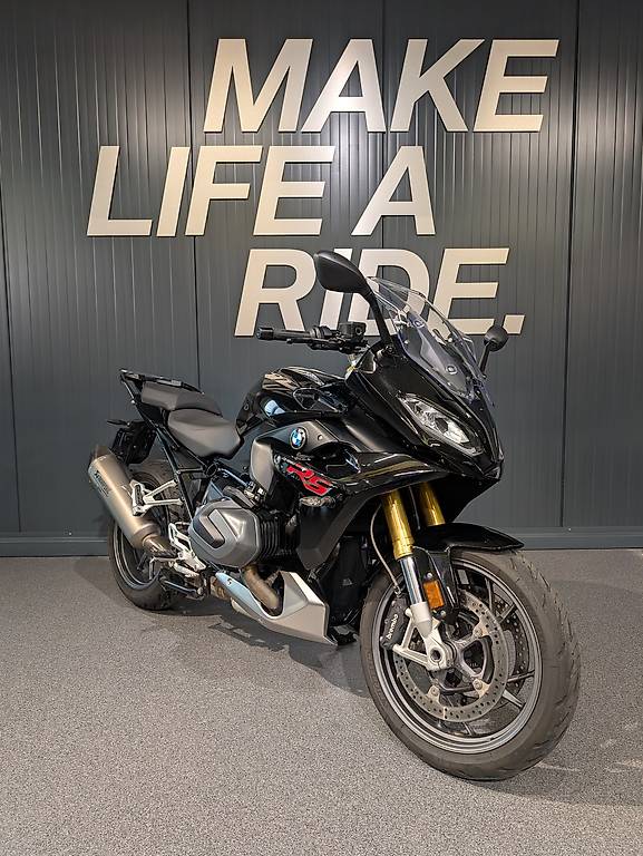 Unleash The Beast Dominating The Road With The Bmw R 1250 Rs Absfeed