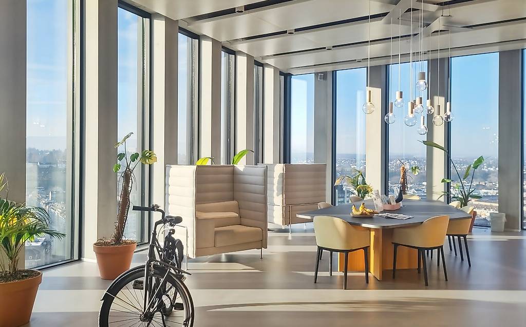 Buche Großraumbüros für Unternehmen jeder Größe in Spaces Canton Basel ...