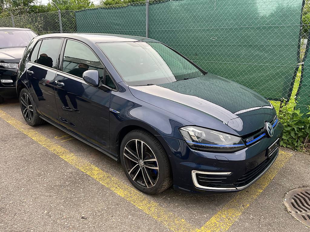 VW Golf 1.4 TSI GTE DSG im Kanton Zürich - anibis.ch