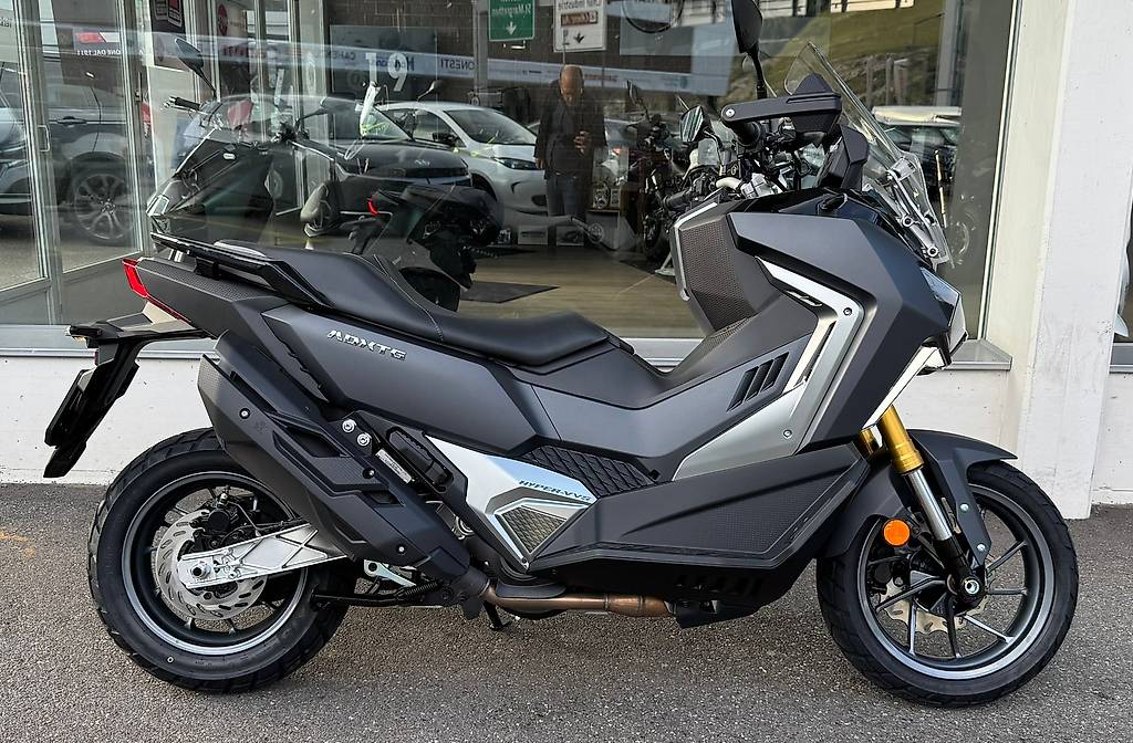 SYM ADX TG 400 Canton Grisons - anibis.ch