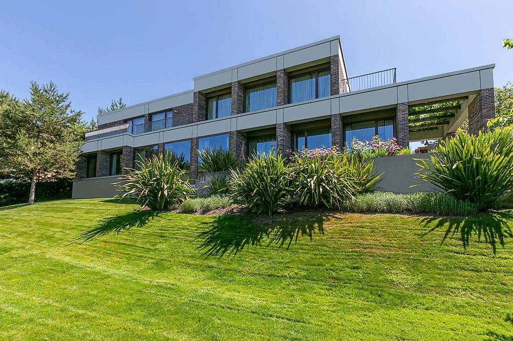 Luxueuse villa d'architecte, vue lac, spa, piscine, Rive Canton Genève ...