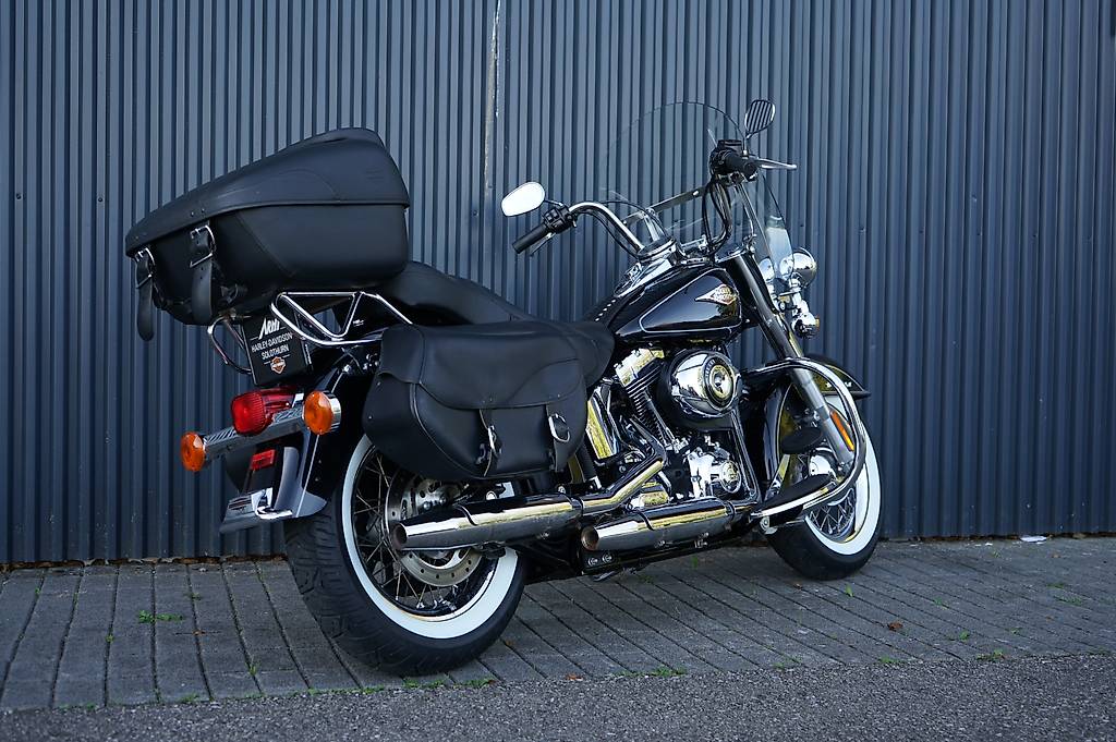 HARLEY-DAVIDSON FLSTC Softail Heritage Classic ABS im Kanton Solothurn ...