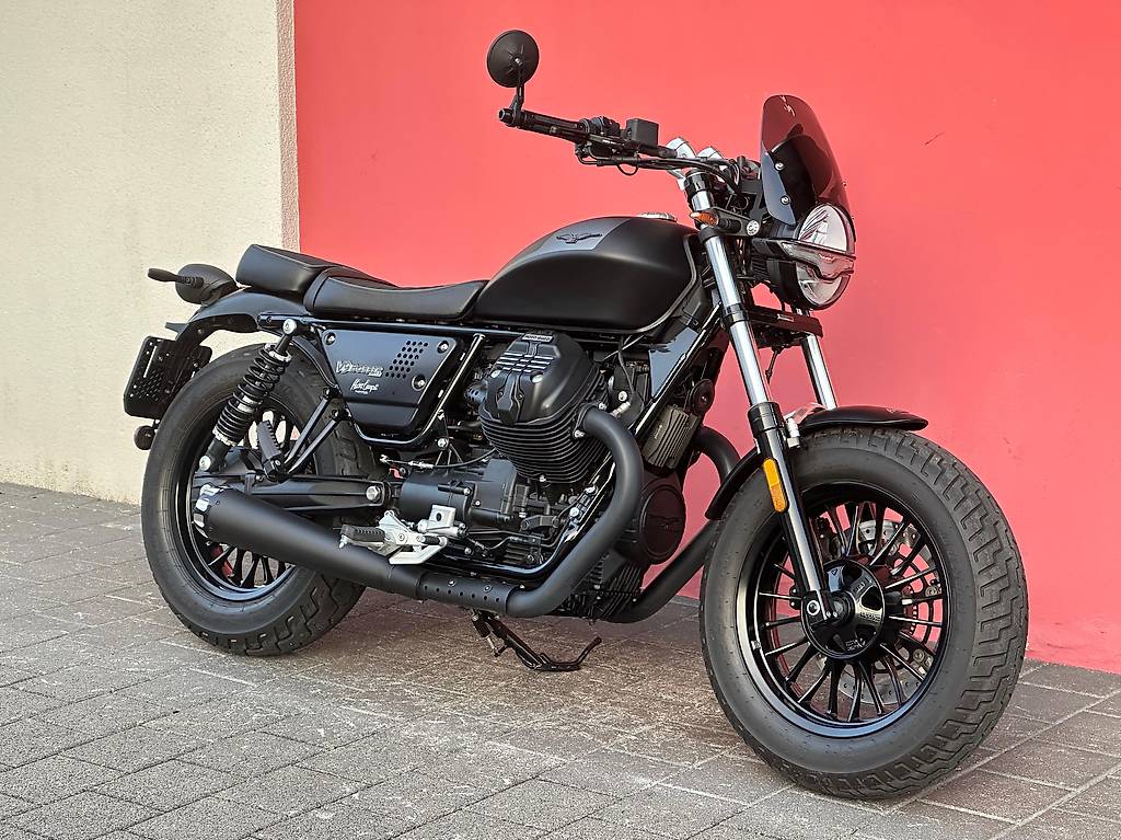 MOTO GUZZI V9 850 Bobber (35kW) im Kanton Luzern - anibis.ch