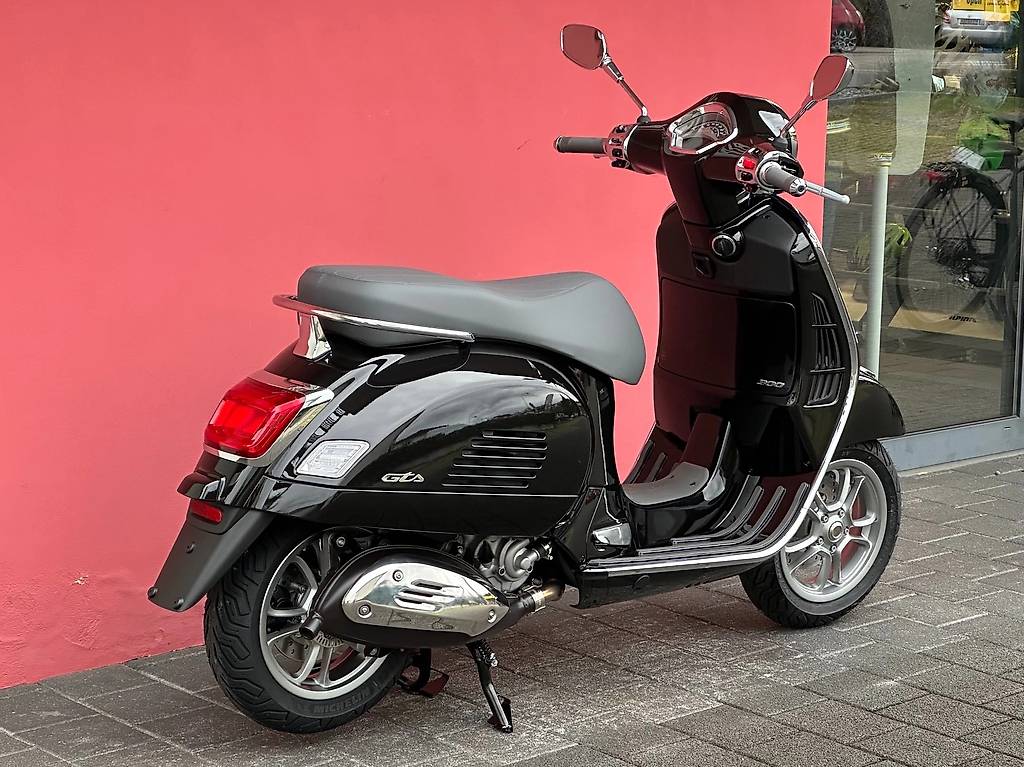 PIAGGIO Vespa GTS 310 RST E5+ Canton Lucerne - anibis.ch