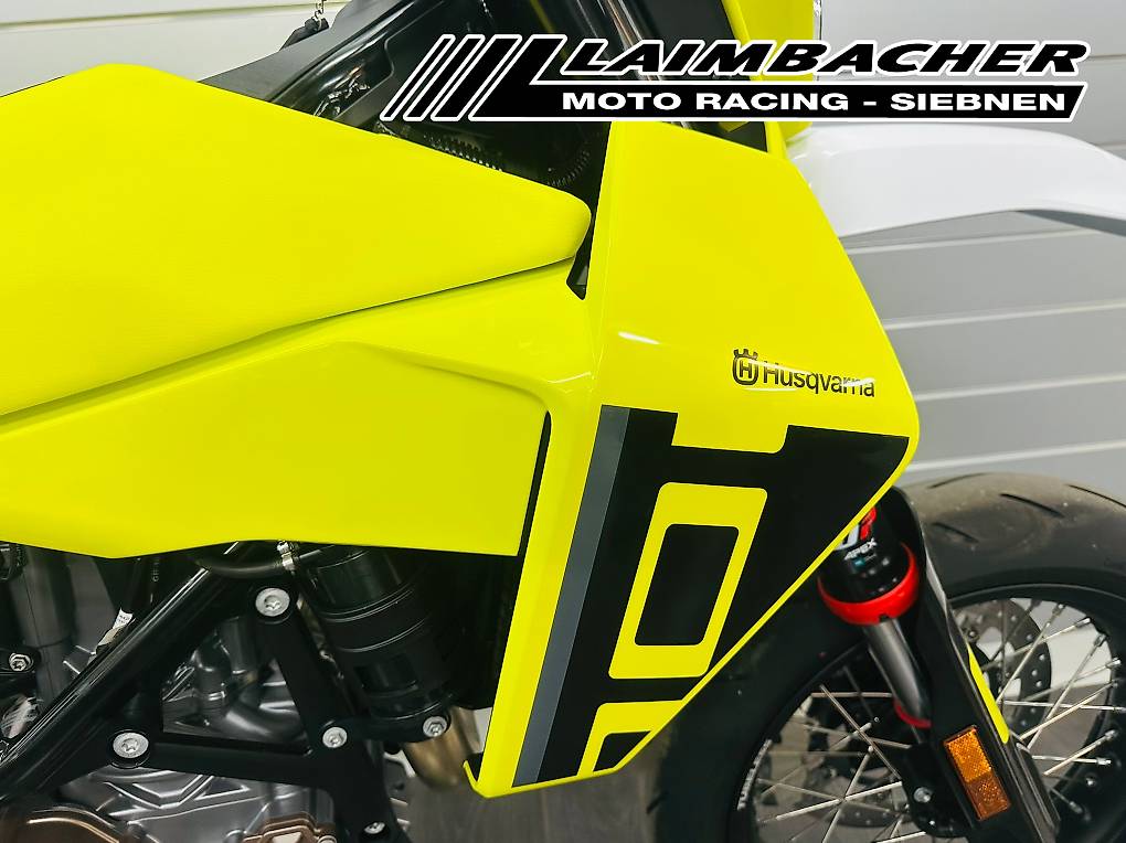 HUSQVARNA 701 Supermoto (35kW) im Kanton Schwyz - anibis.ch