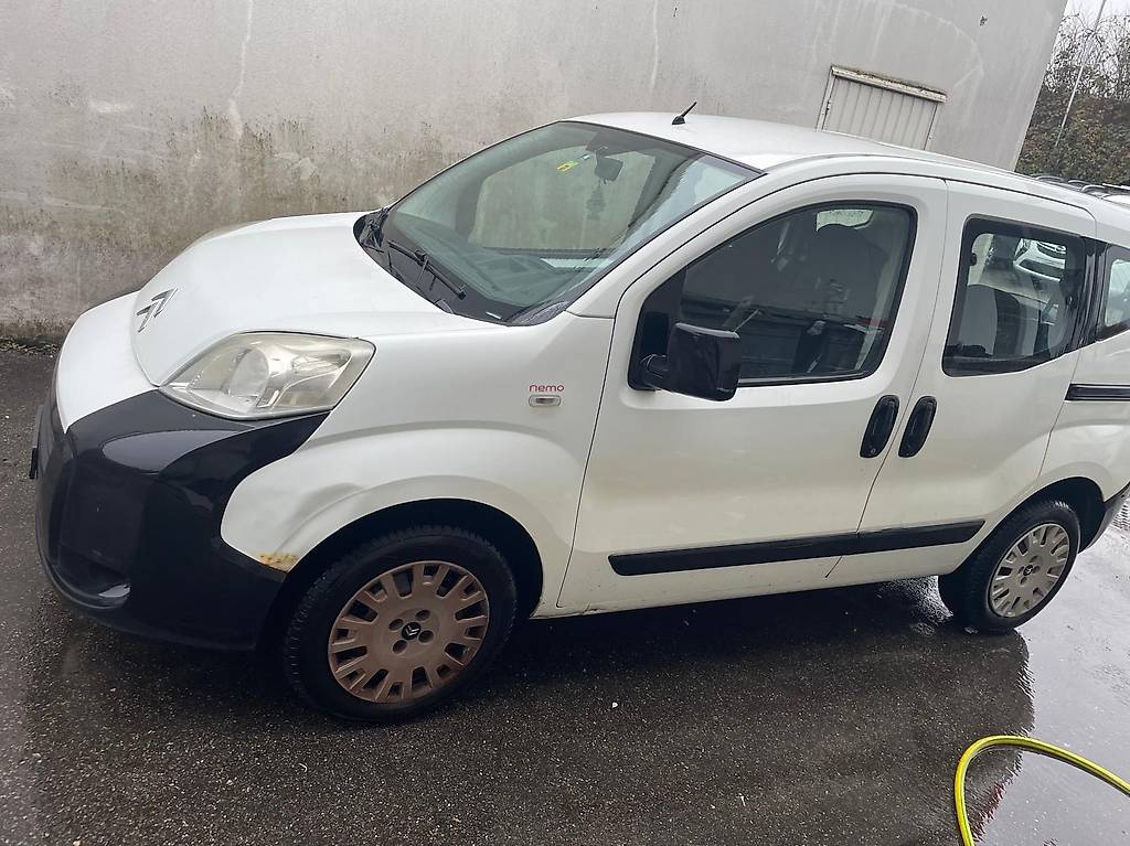 CITROEN Nemo 1.4 HDI Combi+ X-TR Canton Lucerne - anibis.ch