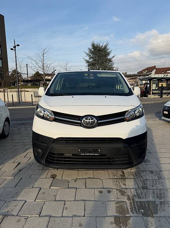 TOYOTA Proace 2.0D Panel Van L0 Terra Canton Vaud - anibis.ch