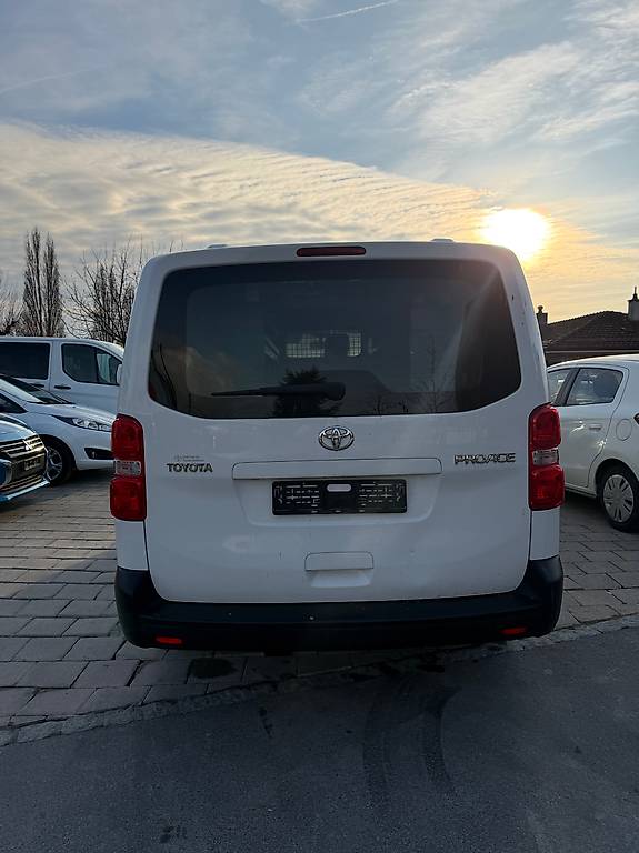 TOYOTA Proace 2.0D Panel Van L0 Terra Canton Vaud - anibis.ch