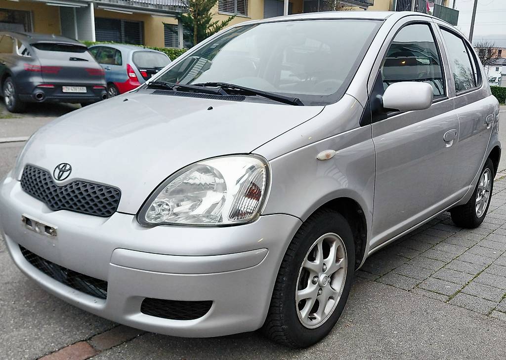 TOYOTA Yaris 1.3 Linea Luna Canton Basel-Landschaft - anibis.ch