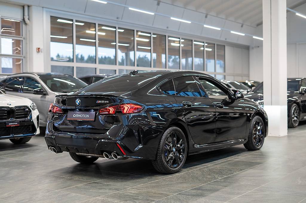 BMW M235i xDrive Gran Coupé M Sport Pro / Shadow Line / Canton Zurich ...