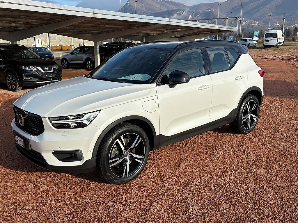 VOLVO XC40 T5 TwE R-Design DCT Canton Tessin - anibis.ch