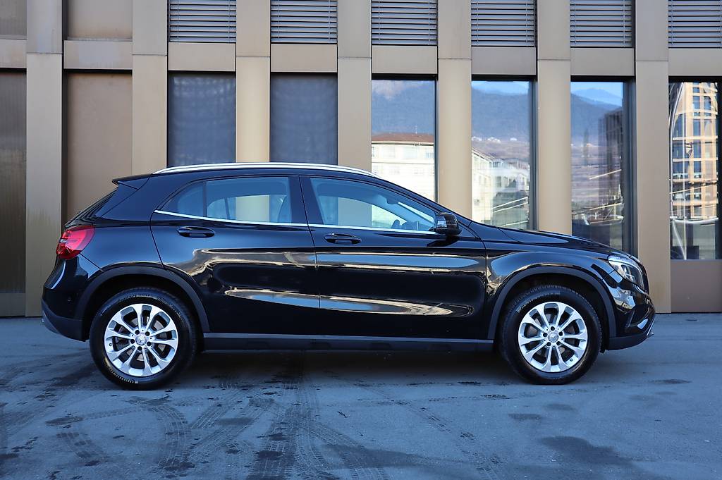 MERCEDES-BENZ GLA 200 CDI Swiss Star Edition Urban 4Matic Canton Valais ...