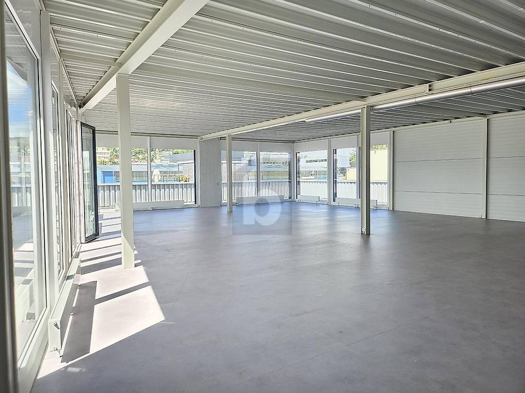 LOFTBÜRO AN TOP LAGE MIT TERRASSE Canton Zurich louer - anibis.ch