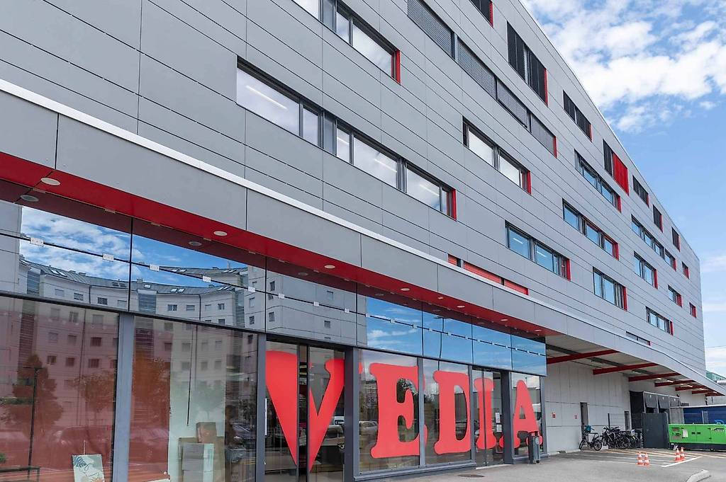 RARE ! Entrepôt logistique de 1'200 m² au centre de Genève Canton ...