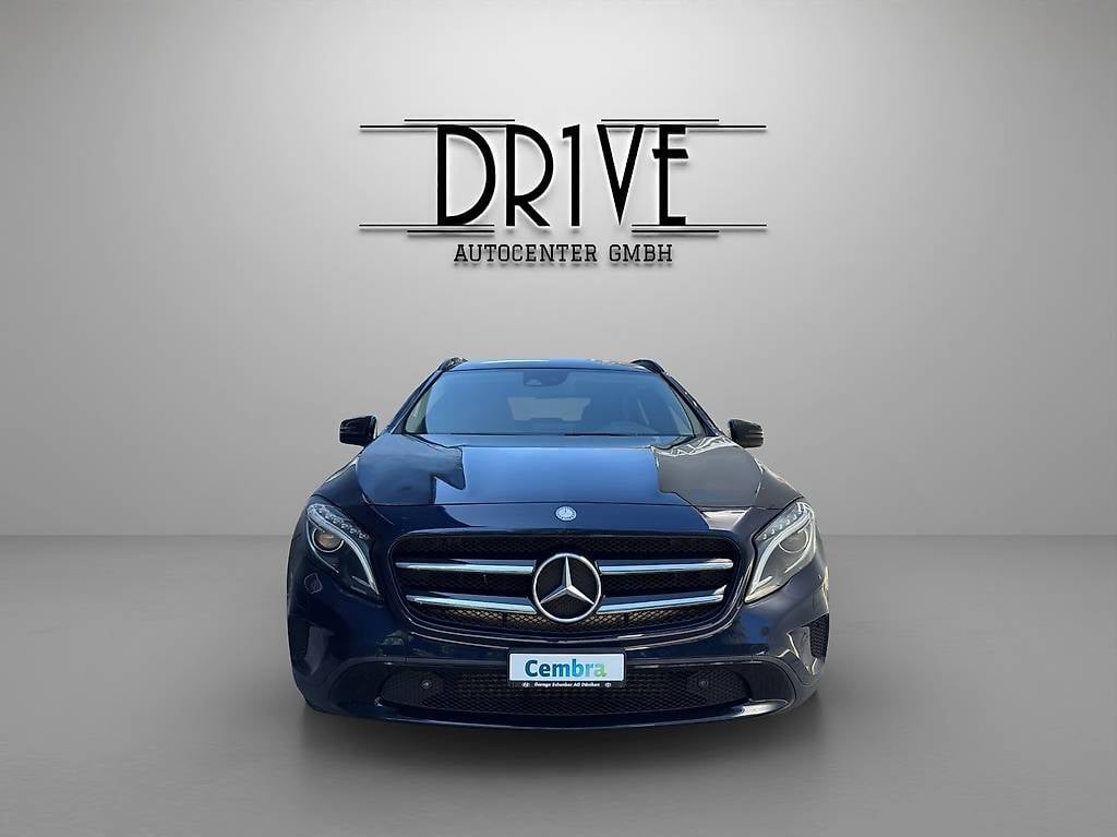MERCEDES-BENZ GLA 200 Night Star 7G-DCT Canton Soleure - anibis.ch