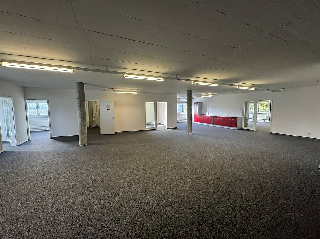 Moderne Bürofläche im Industriegebiet Süd in Lyss Canton Berne louer ...
