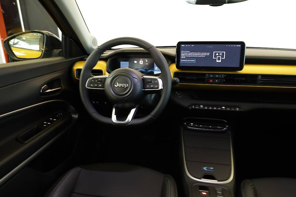 JEEP Avenger 54kWh Summit Canton Genève - anibis.ch