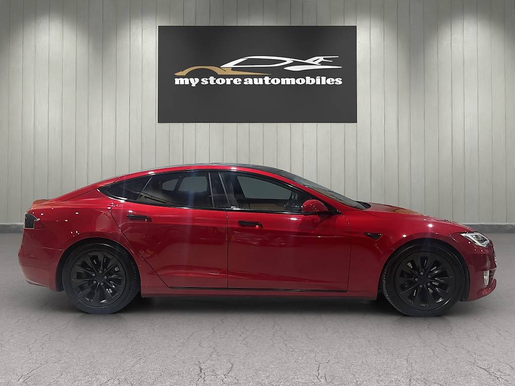 TESLA Model S Maximale-Reichweite Canton Genève - anibis.ch