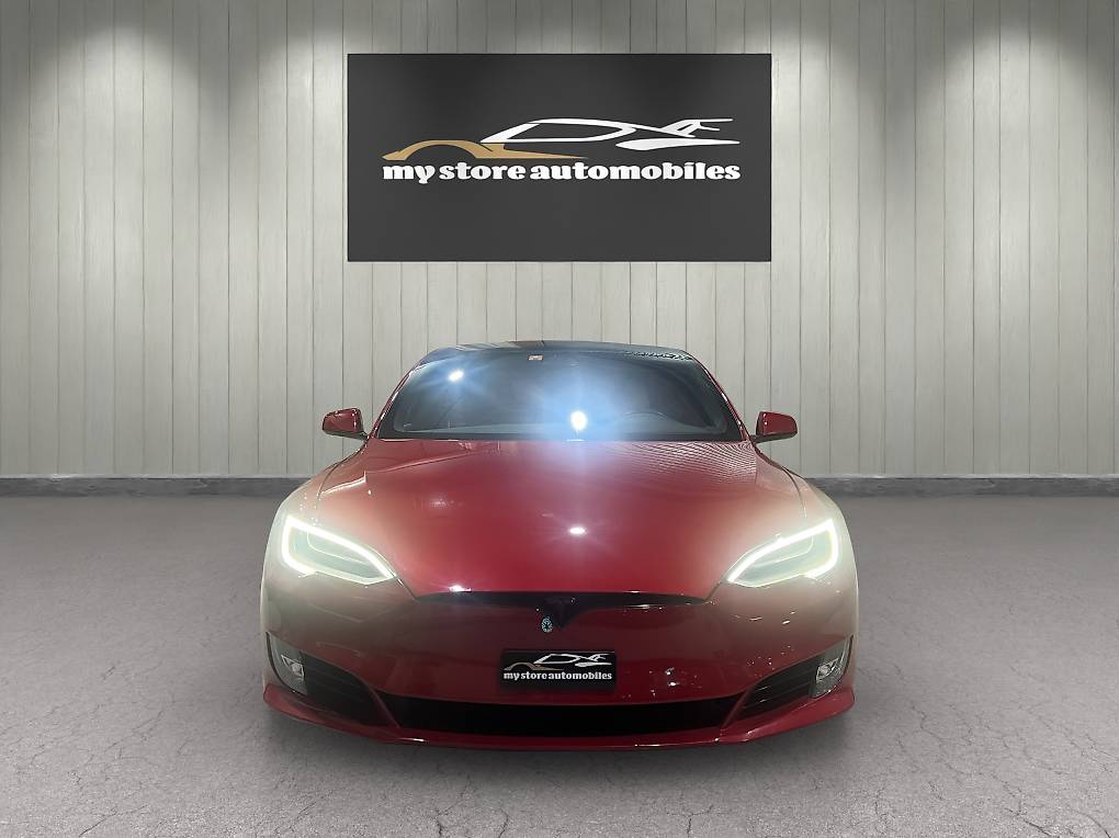 TESLA Model S Maximale-Reichweite Canton Genève - anibis.ch