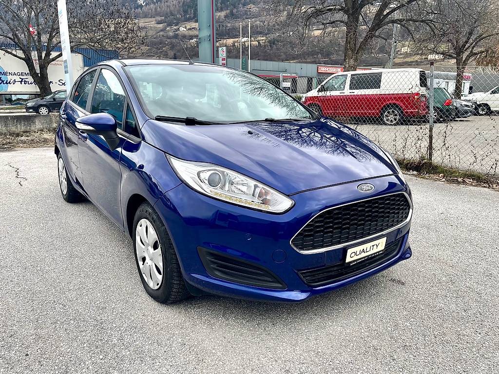 FORD Fiesta 1.5 TDCi Titanium Canton Valais - anibis.ch